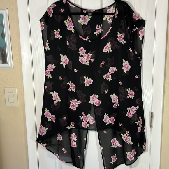 torrid | Tops | Torrid Womans Sheer Floral Feminine Black Pink Roses ...